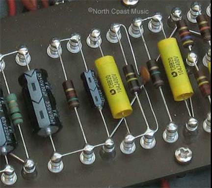 The VOX Showroom - Vox AC4HW1 Hand Wired Amplifier "Under the Hood"